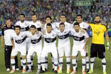 Conheça o maior campeão paraguaio de futebol