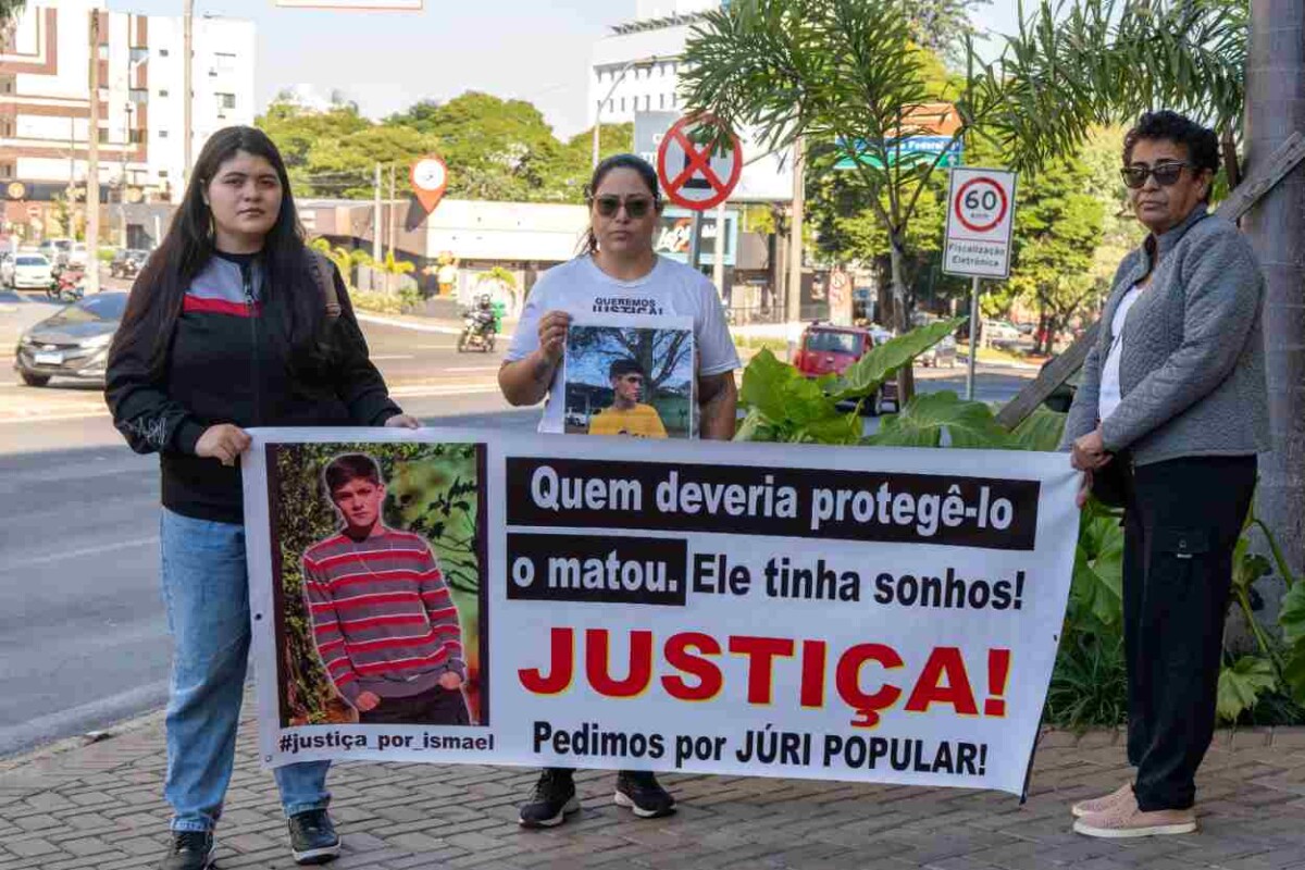 Ismael Flores: família cobra júri popular a policiais acusados