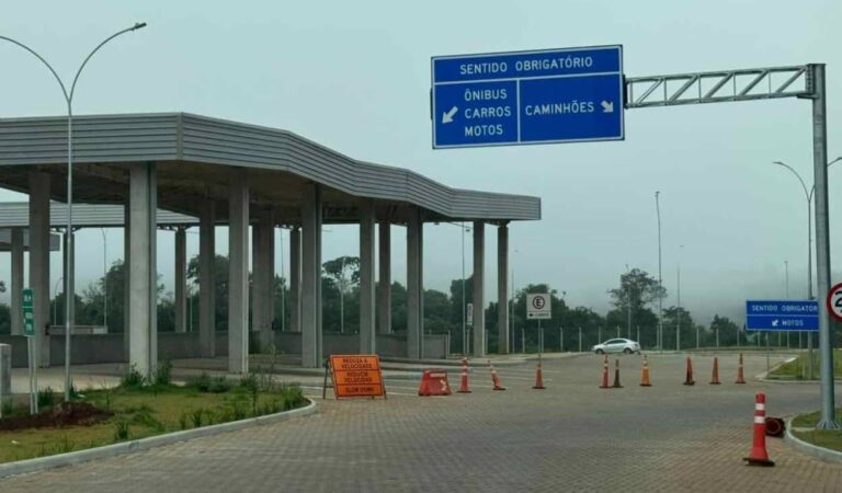 Por que nova aduana entre Brasil e Argentina ainda não foi inaugurada ...